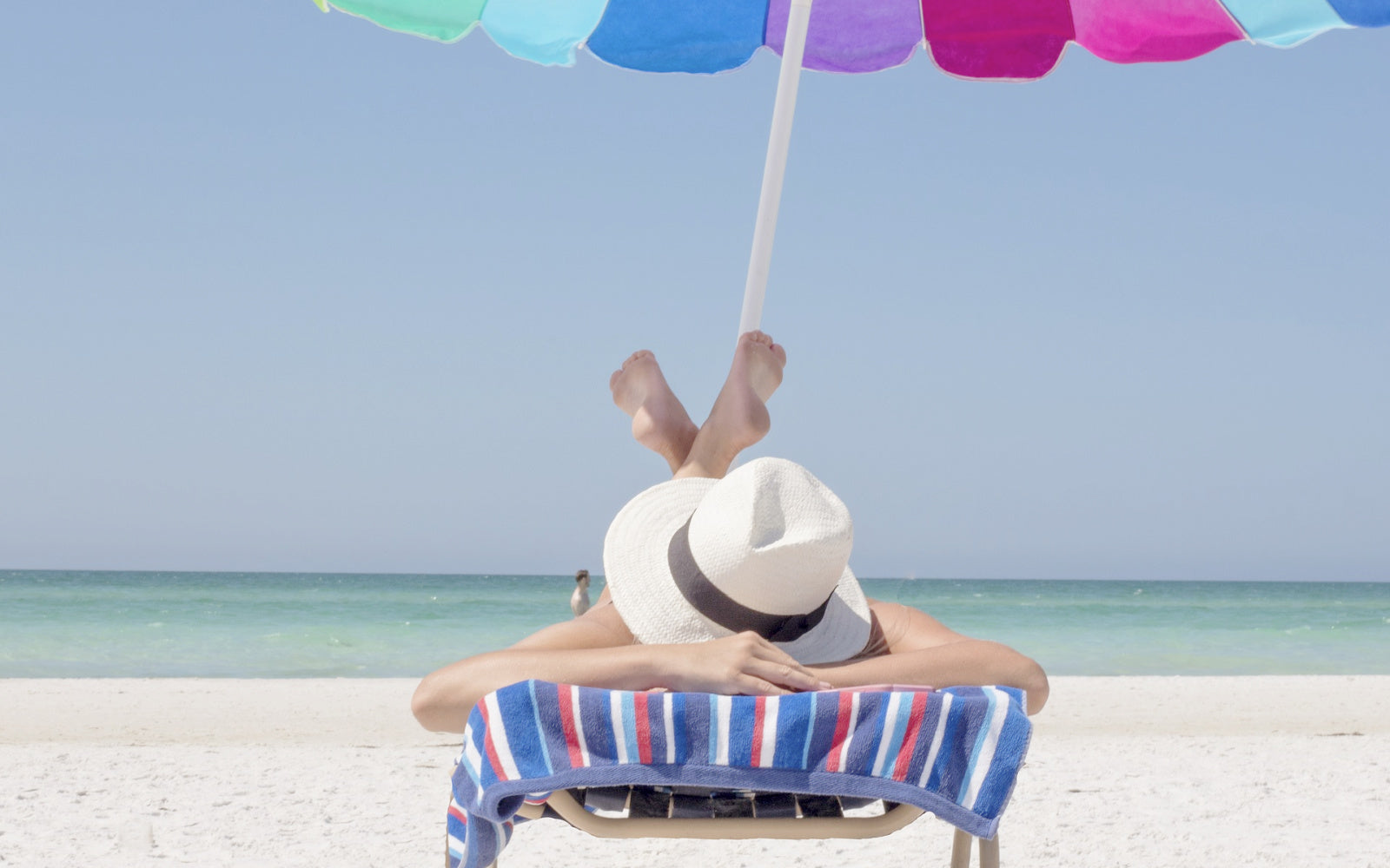 The Dangers of Indoor and Outdoor Tanning – Seriously FAB®